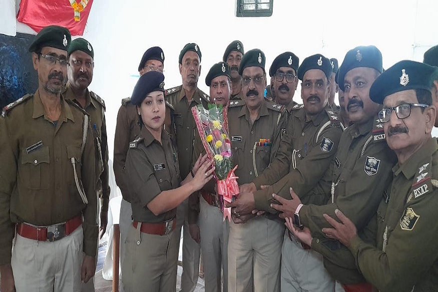बिसैप के 96 पुलिसकर्मियो को मिली प्रोन्नति, कमांडेंट लिपि सिंह ने लगाया बैच - KB News
